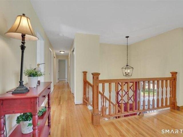 house with 3 bedroom, East Hartford CT ES103602278