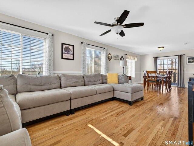 house with 3 bedroom, East Haven CT DLS101628864