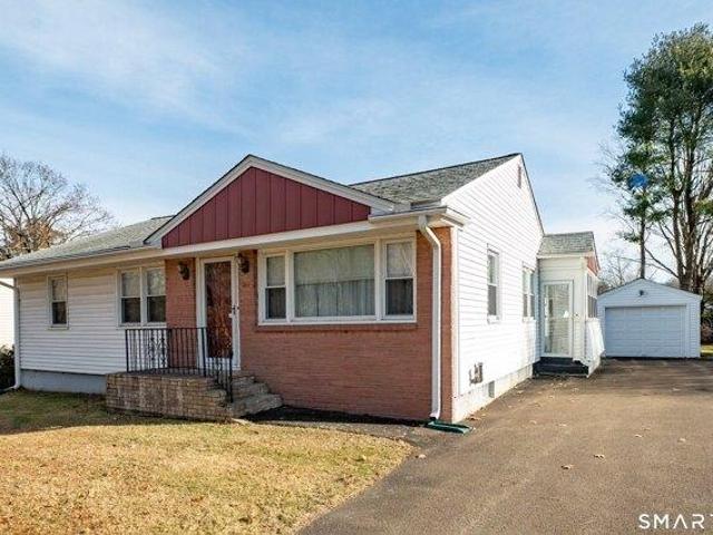 house with 3 bedroom, East Haven CT DLS101707435