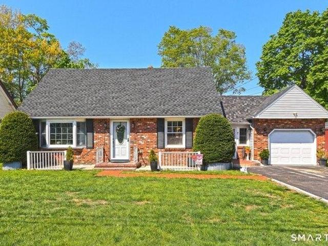 house with 3 bedroom, East Haven CT DLS102478663