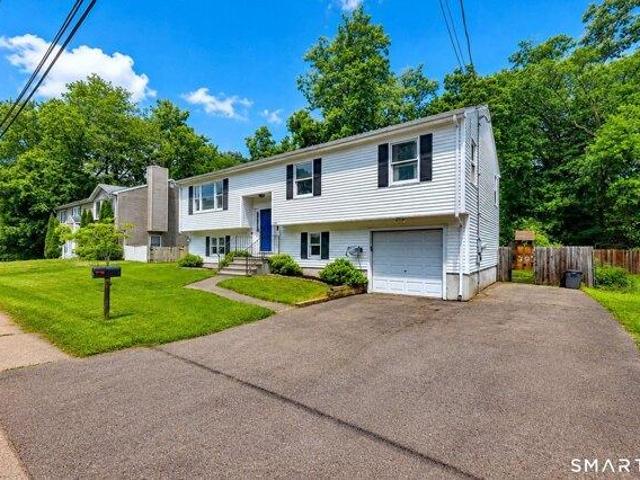 house with 3 bedroom, East Haven CT DS104236511