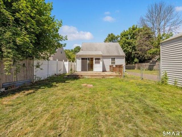 house with 3 bedroom, East Haven CT DS104236829