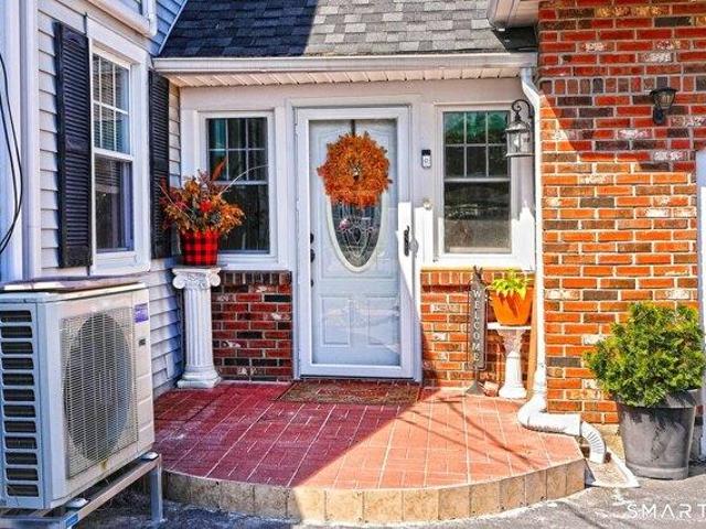 house with 3 bedroom, East Haven CT DS104263985