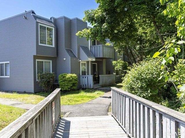 house with 3 bedroom, East Haven CT DS104406959