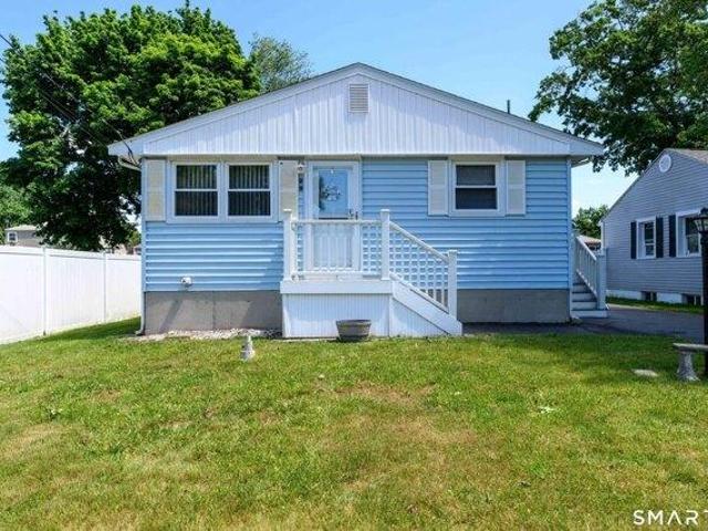 house with 3 bedroom, East Haven CT DS103159140