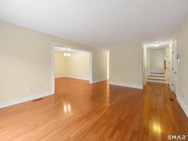 house with 3 bedroom, East Haven CT ES104835768