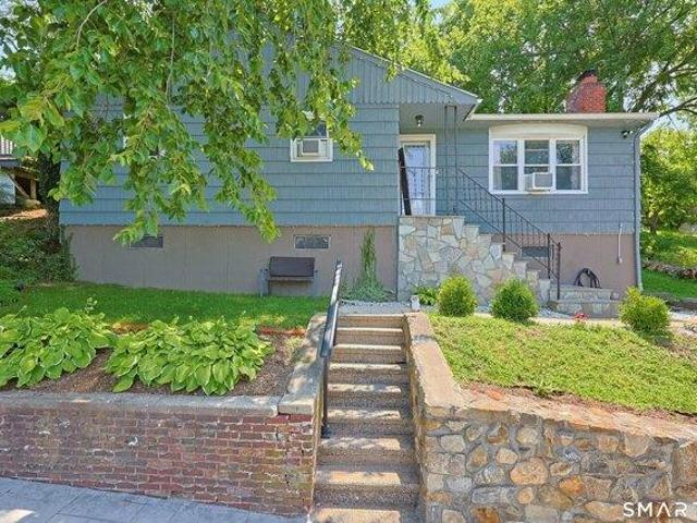 house with 3 bedroom, East Haven CT ES104870215