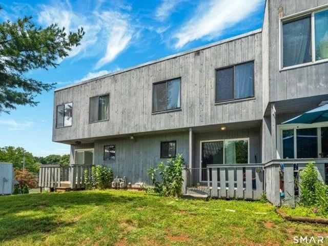 house with 3 bedroom, East Haven CT ES105125024
