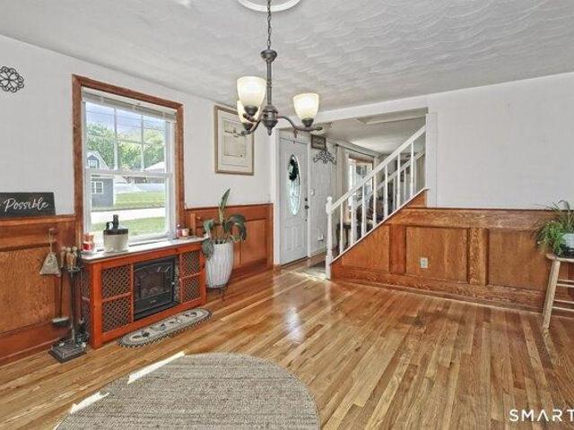 house with 3 bedroom, East Haven CT ES105122542