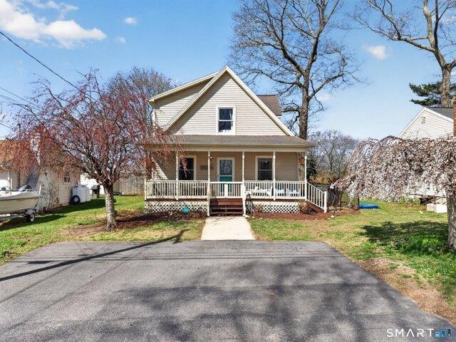 house with 3 bedroom, East Lyme CT DLS102726669