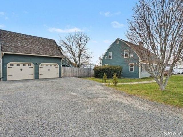 house with 3 bedroom, East Lyme CT DLS102723813