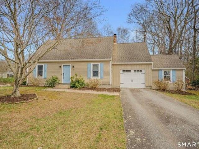 house with 3 bedroom, East Lyme CT DLS103125424