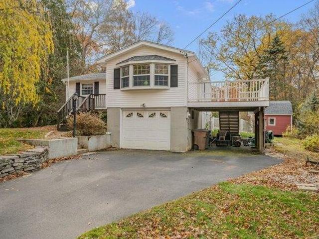 house with 3 bedroom, East Lyme CT DS102560084