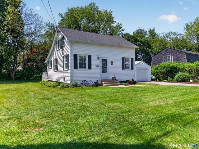 house with 3 bedroom, East Lyme CT DS102724785