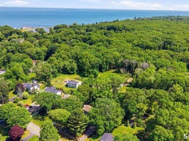 house with 3 bedroom, East Lyme CT DS103439940