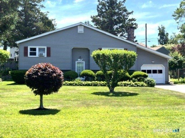house with 3 bedroom, East Lyme CT DS104299009