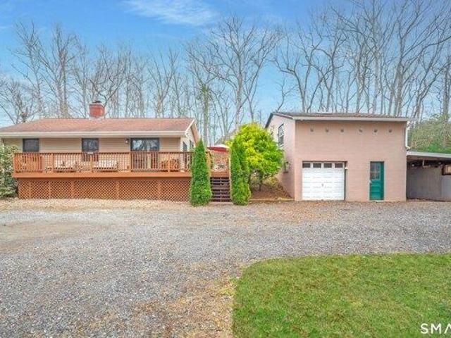 house with 3 bedroom, East Lyme CT ES103069525