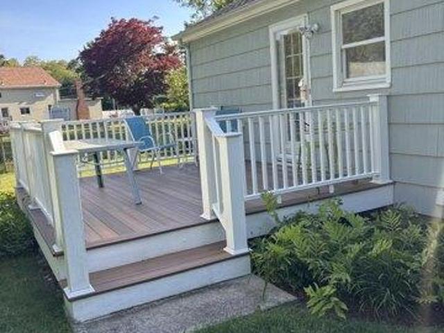 house with 3 bedroom, East Lyme CT ES103126988