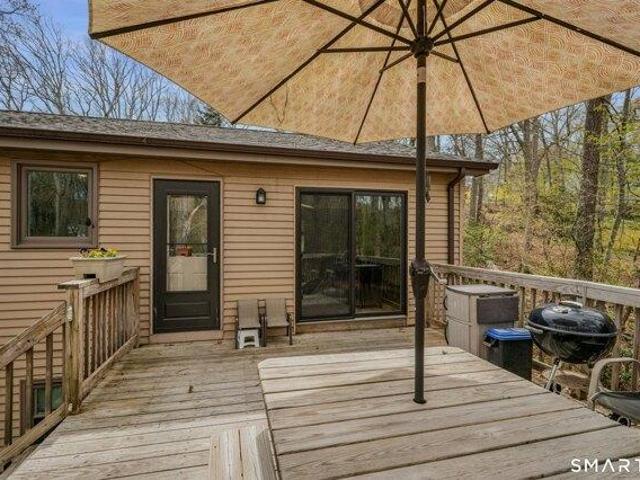 house with 3 bedroom, East Lyme CT ES103186417