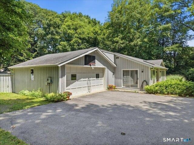 house with 3 bedroom, East Lyme CT ES104788779