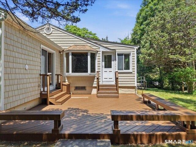 house with 3 bedroom, East Lyme CT ES104331218