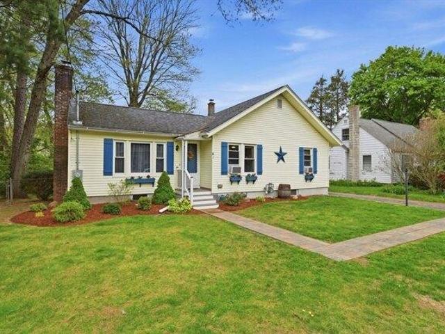 house with 3 bedroom, East Longmeadow MA DLS102089197