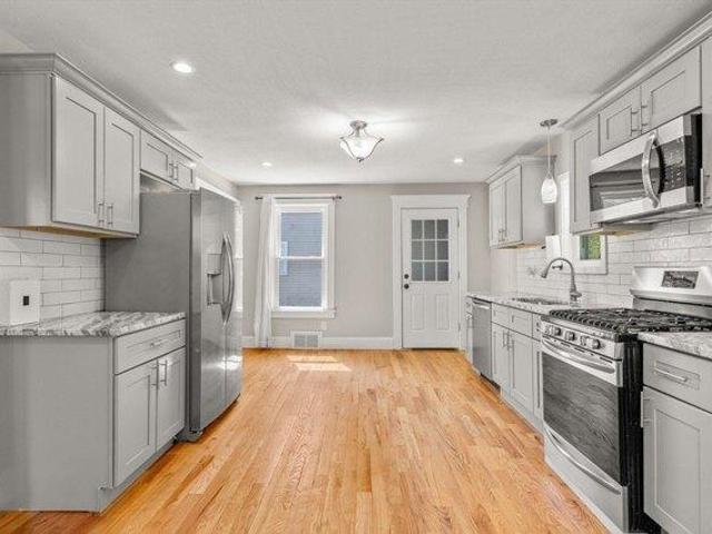 house with 3 bedroom, East Longmeadow MA DLS102960968