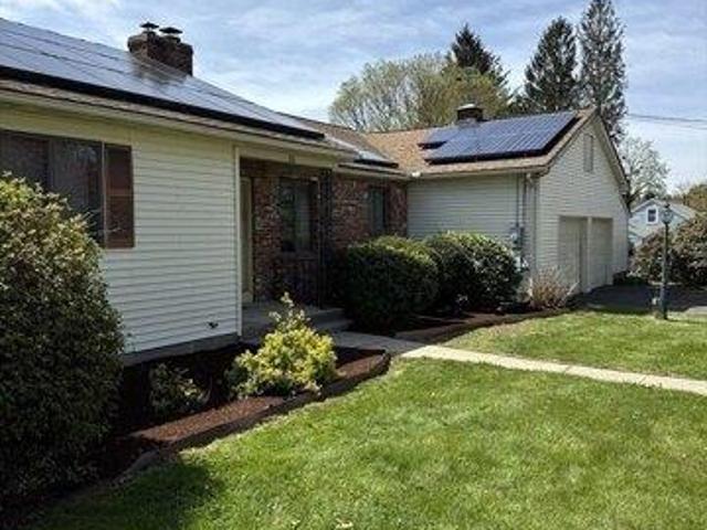 house with 3 bedroom, East Longmeadow MA DS101934757