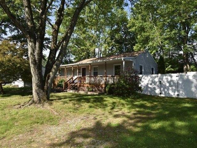 house with 3 bedroom, East Longmeadow MA DS103493550