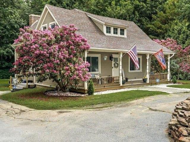 house with 3 bedroom, East Longmeadow MA DS103965802
