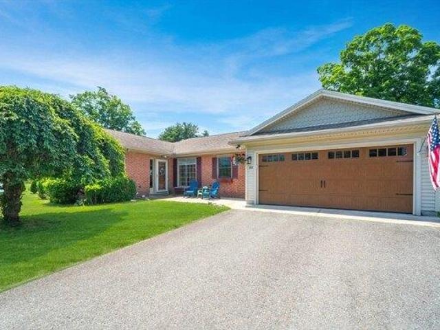 house with 3 bedroom, East Longmeadow MA DS104235532