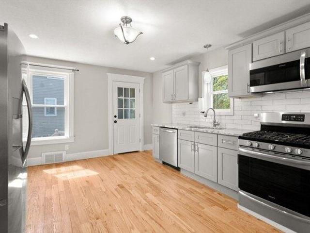 house with 3 bedroom, East Longmeadow MA ES102960968
