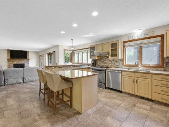 house with 3 bedroom, East Longmeadow MA ES103249457