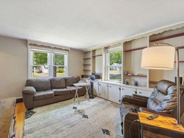 house with 3 bedroom, East Longmeadow MA ES104807428