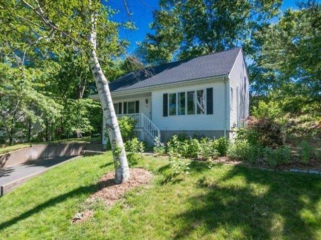 house with 3 bedroom, East Longmeadow MA ES104850191