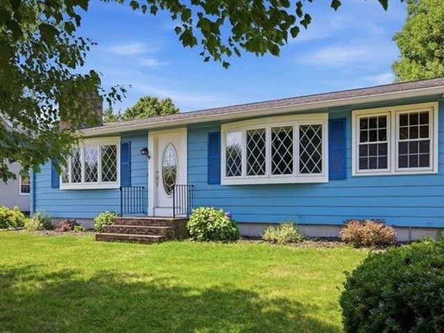 house with 3 bedroom, East Longmeadow MA ES104853544
