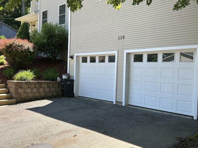 house with 3 bedroom, East Longmeadow MA ES104375560