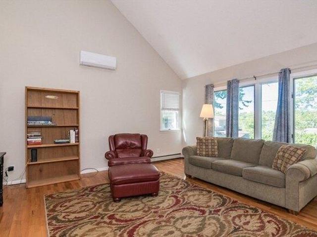 house with 3 bedroom, East Longmeadow MA ES105127010
