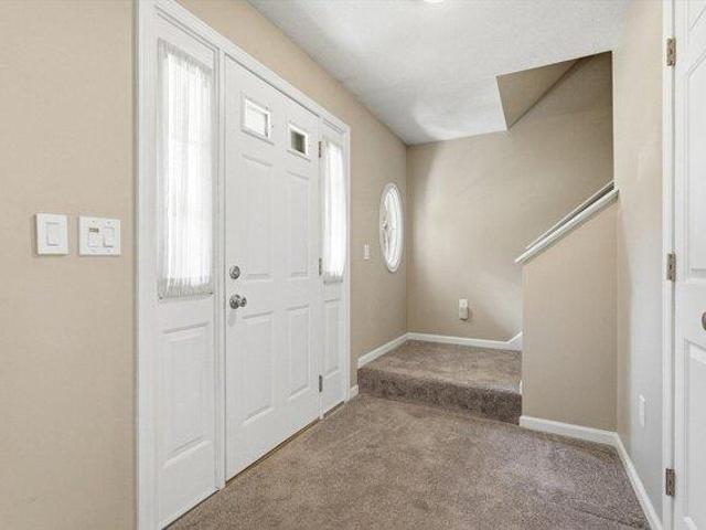 house with 3 bedroom, East Longmeadow MA ES105207572