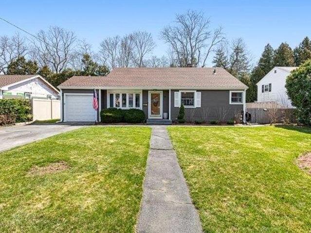 house with 3 bedroom, East Providence RI DLS102724746