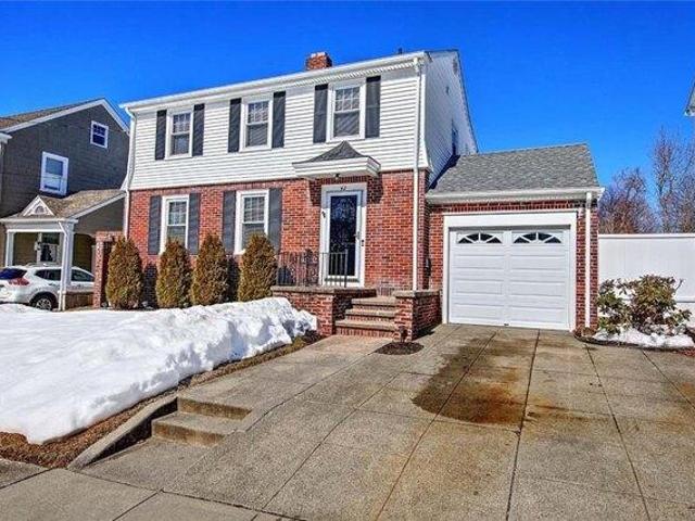 house with 3 bedroom, East Providence RI DS101801203