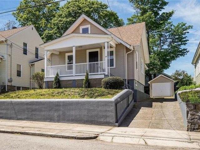 house with 3 bedroom, East Providence RI DS102258978
