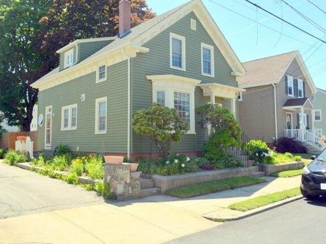 house with 3 bedroom, East Providence RI DS103663501