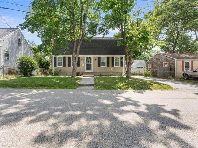 house with 3 bedroom, East Providence RI DS103888783