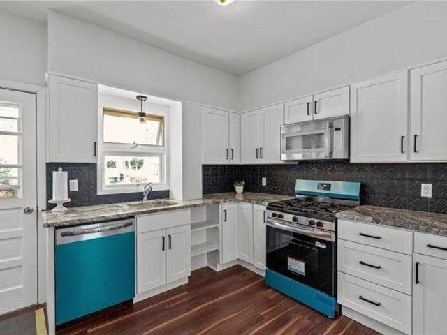 house with 3 bedroom, East Providence RI DS103888340