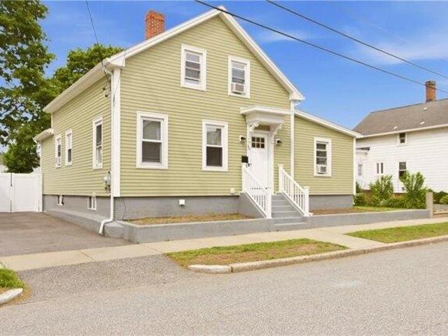 house with 3 bedroom, East Providence RI DS103969220