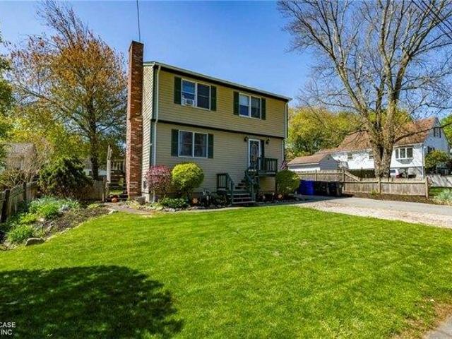 house with 3 bedroom, East Providence RI DS103159565