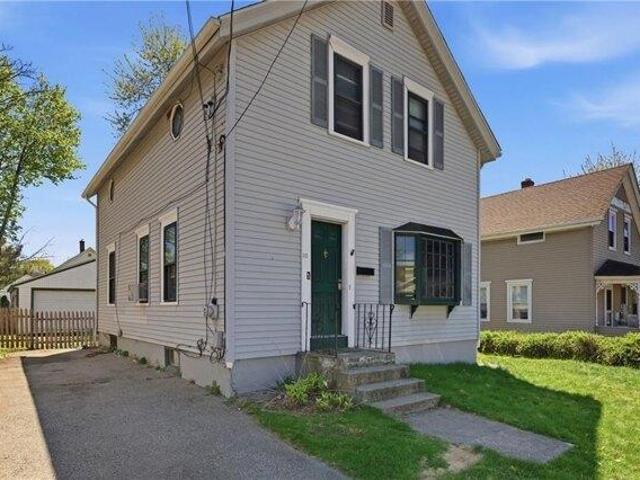 house with 3 bedroom, East Providence RI DS104188611