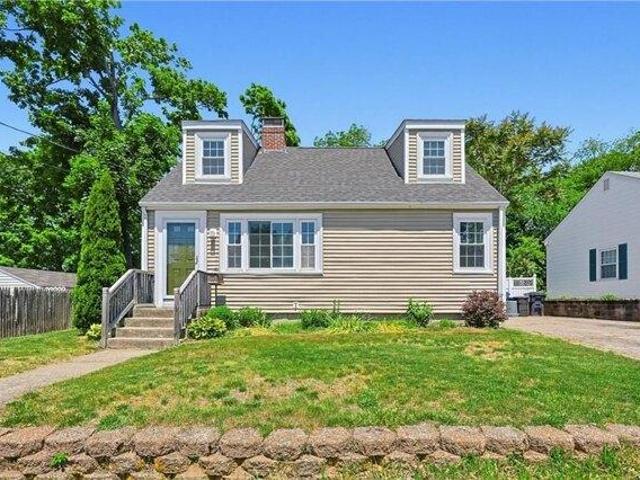 house with 3 bedroom, East Providence RI DS104188388