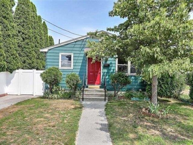 house with 3 bedroom, East Providence RI DS104236382